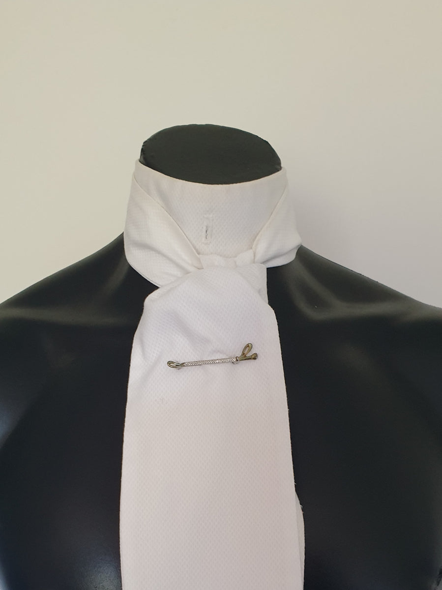 White Marcella Hunting Stock With Riding Crop Pin – Louisa Amelia Jane ...